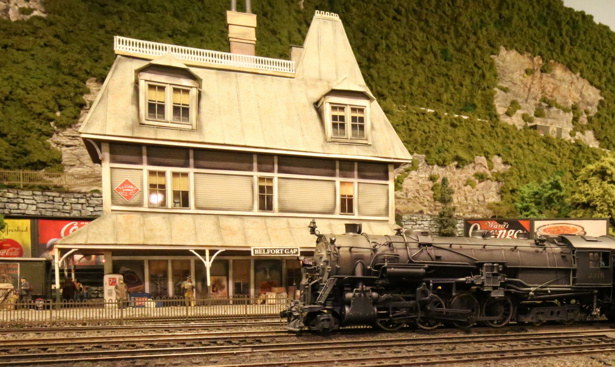 Modeling Lifestyle - Howard Zane - New Tracks Modeling